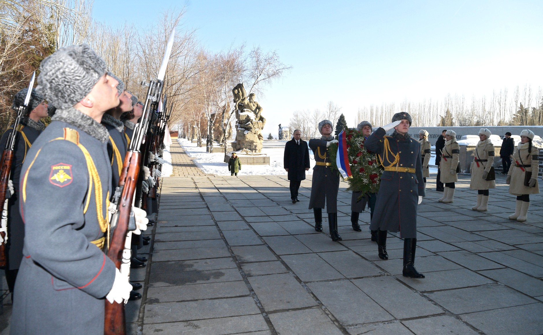 普京大帝出席參加75th anniversary of victory in the Battle of Stalingrad - Red ...