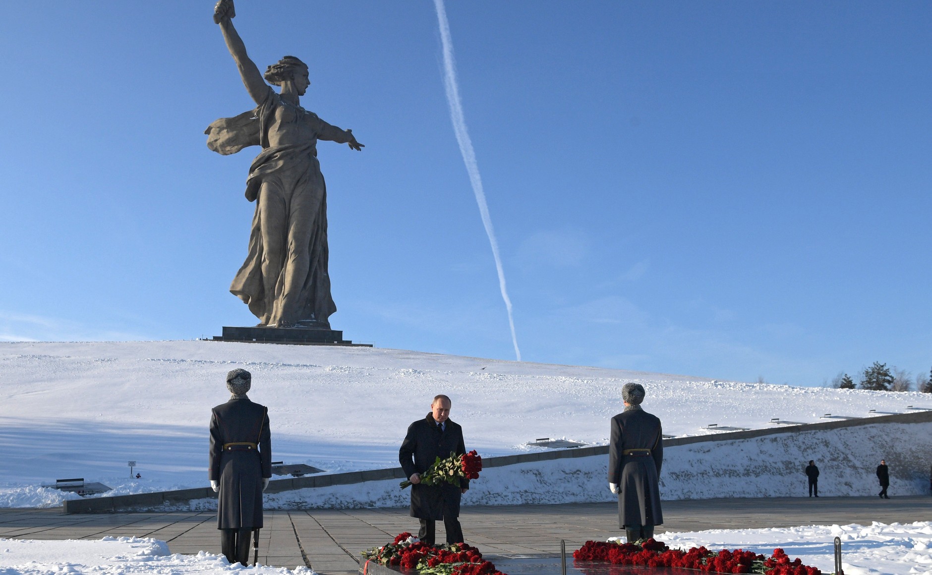 普京大帝出席參加75th anniversary of victory in the Battle of Stalingrad - Red ...