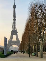 Paris Sad.... - HSR123 的部落格 - udn部落格